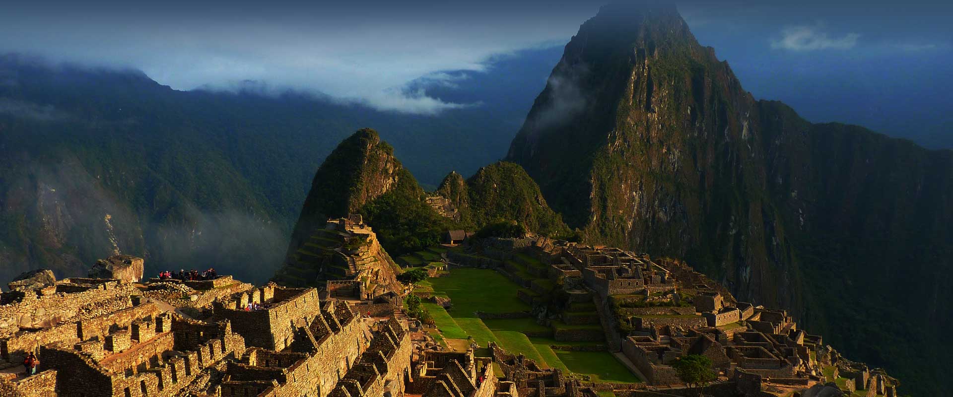 Machu Picchu Alpaca - Top Peru & Ecuador Tours